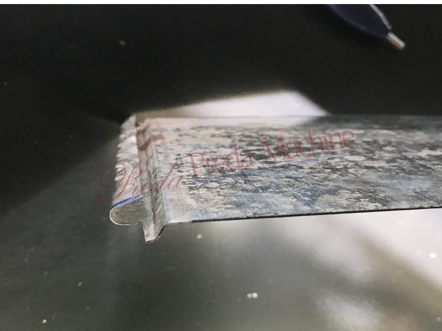 Round duct locking forming machine