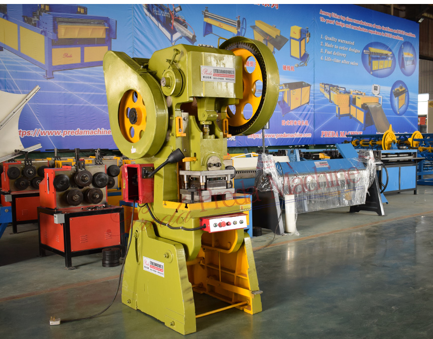 Punching machine & corner mold