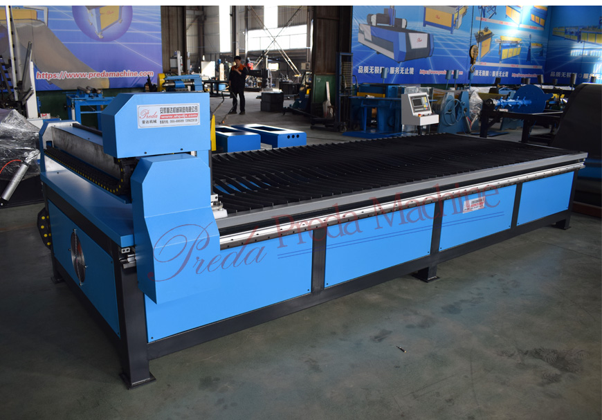 CNC plasma cutting machine